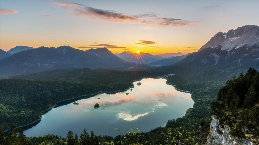 Infinite Nature-Zero, IA per generare panoramiche 3D – ihal.it